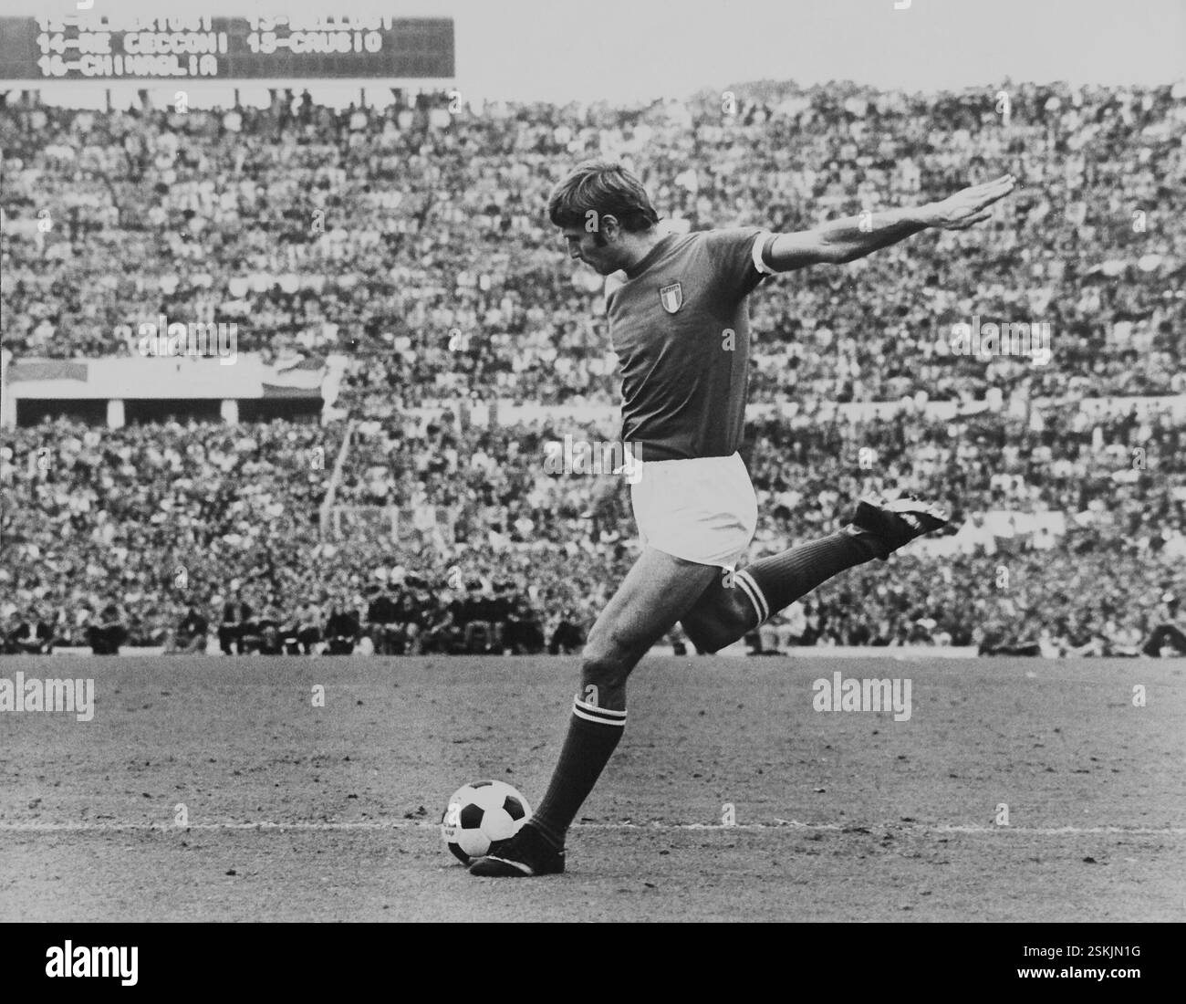 Giacinto Facchetti, Italien - Schweiz, 1973#Giacinto Facchetti, Italy ...