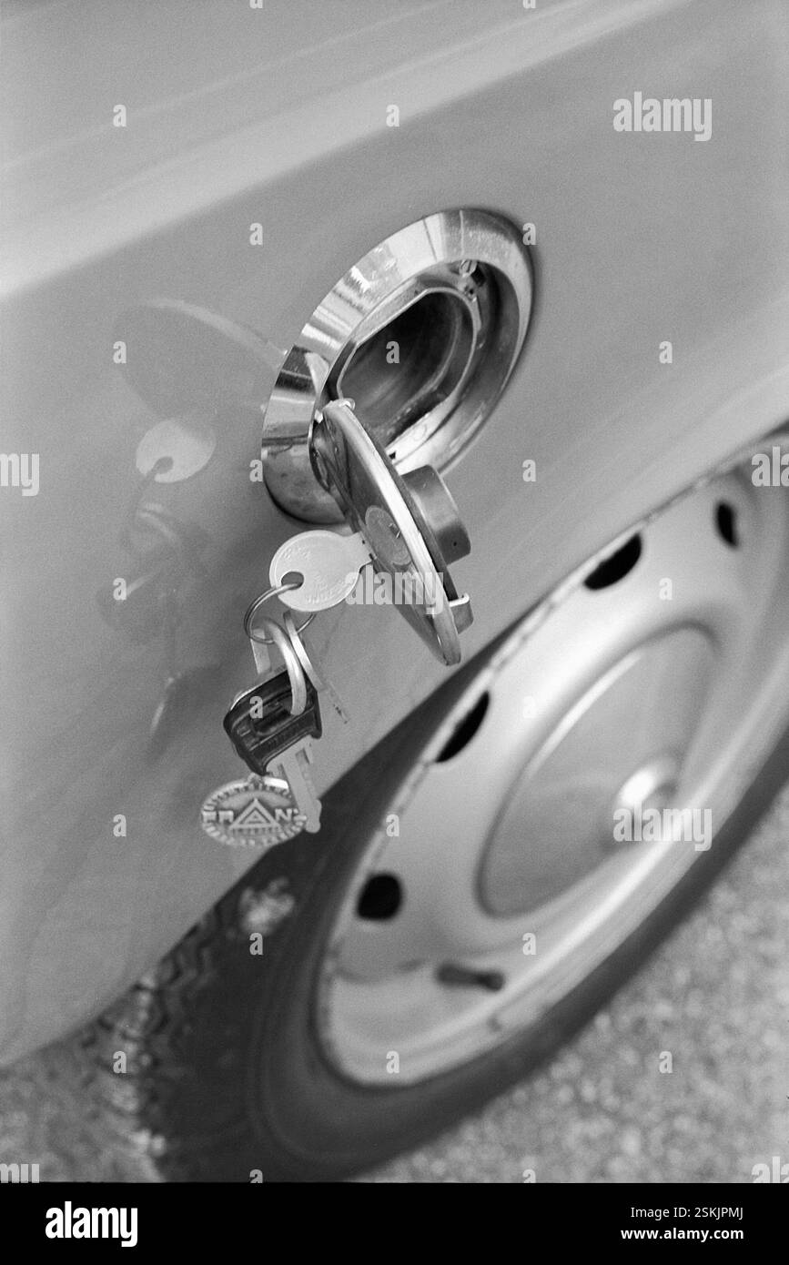 Schloss, Schlüssel#lock, key--- Autotest Peugeot 104, 1973#Car test ...