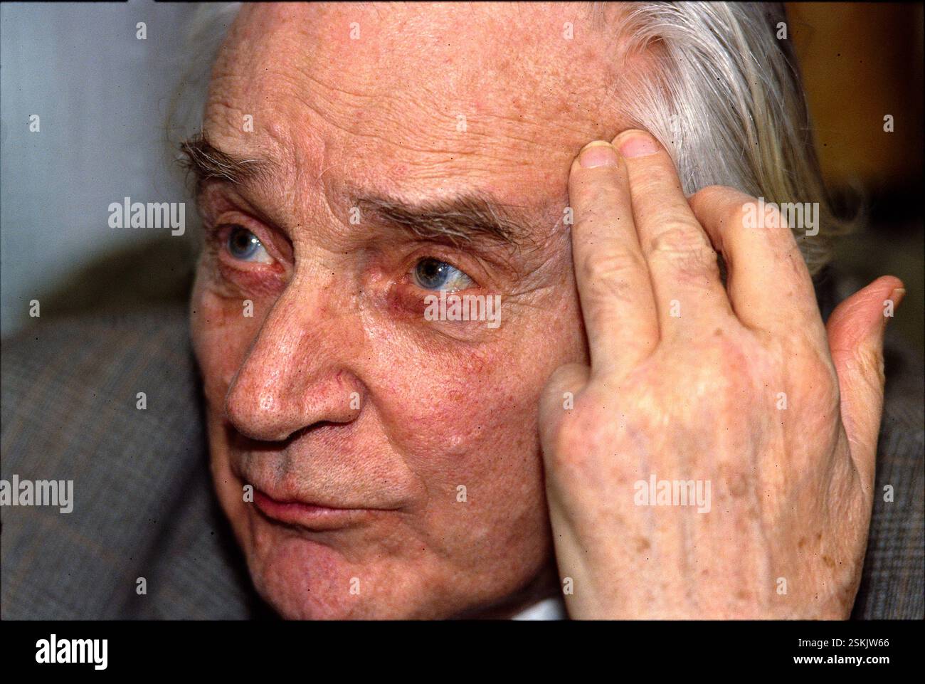 Konrad Zuse, Erfinder 1988#Konrad Zuse, inventor 1988 Stock Photo - Alamy
