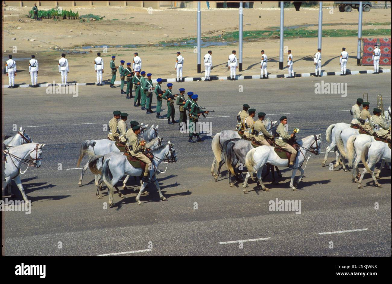 Anwar sadat 1981 hi-res stock photography and images - Alamy