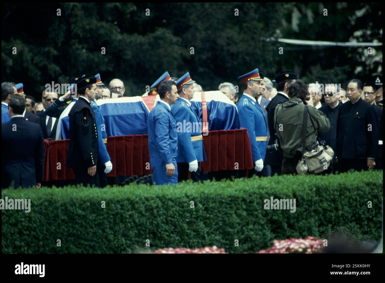 Hua Kuo-Feng am Staatsbegräbnis von Josip Broz Tito 1980#Hua Kuo-Feng ...