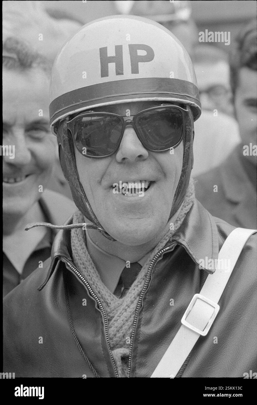 Tour de Suisse 1968: Motorisierter Heeres-Polizist#Tour de Suisse 1968 ...