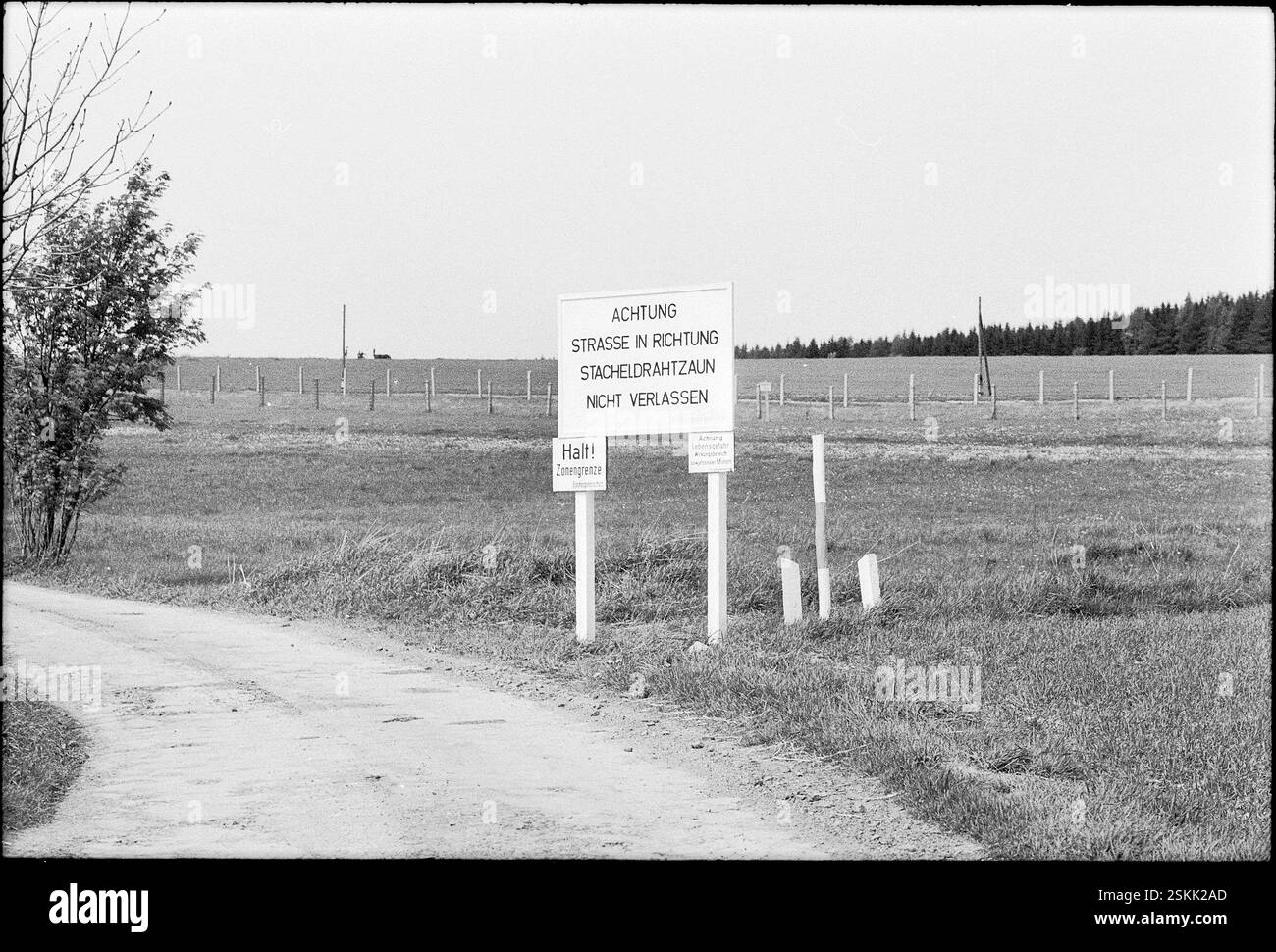 Zonengrenze zur DDR bei Mödlareuth 1968#Zonal border to German ...