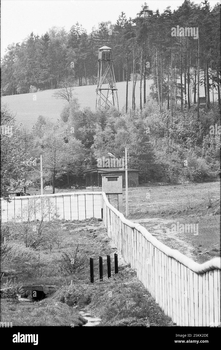 Zonengrenze zur DDR bei Mödlareuth 1968#Zonal border to German ...