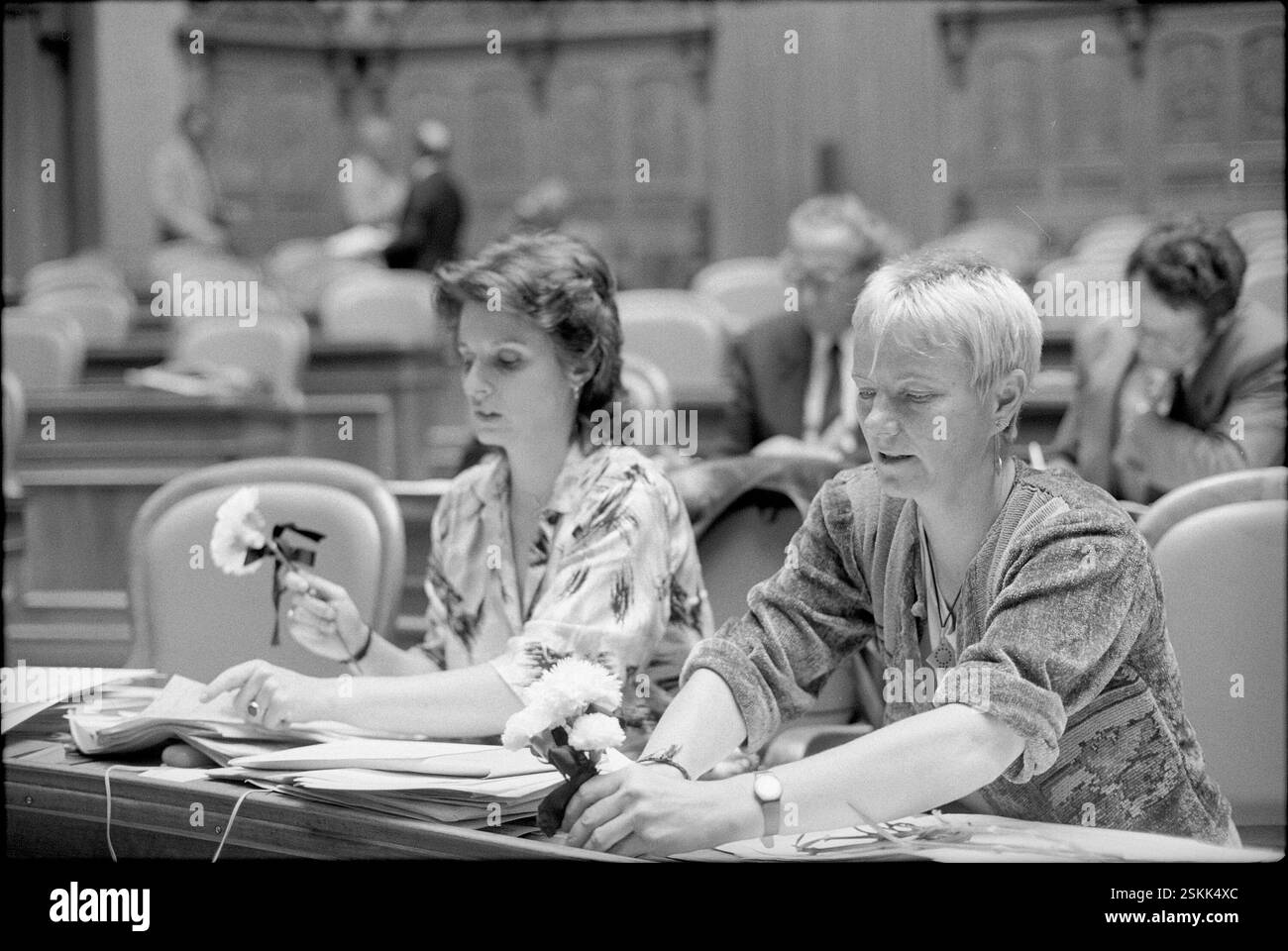 Nationalratsdebatte über Tschernobyl: Anita Fetz, Barbara Gurtner, 1986 ...