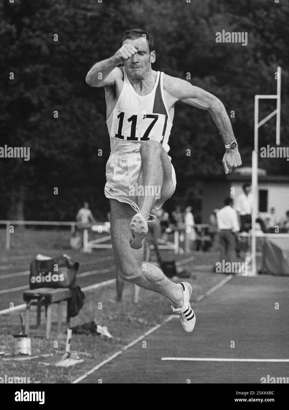 springz Schweizer Rekord mit 15,49m#Swiss record with 15.49m--- Meeting ...