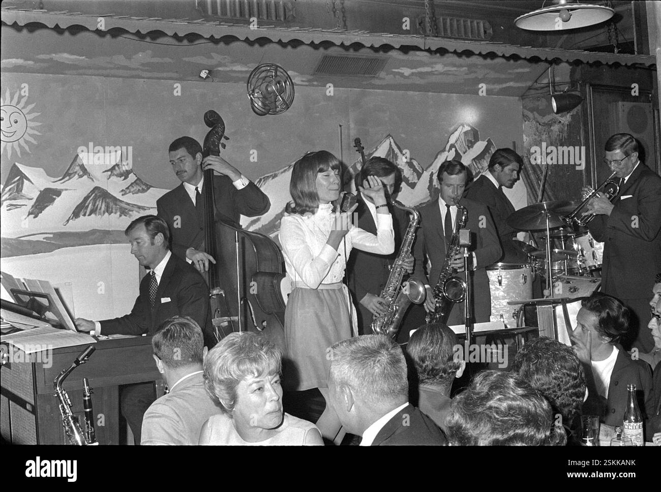 Arlette Black and White Stock Photos & Images - Alamy