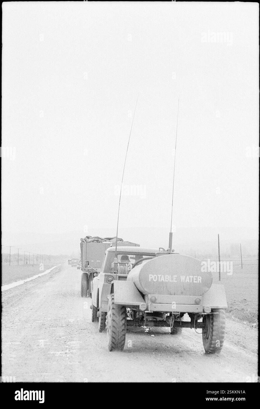 Erdbeben in Gediz und Emet, Südtürkei 1970: Hilfstransport mit Wasser# ...