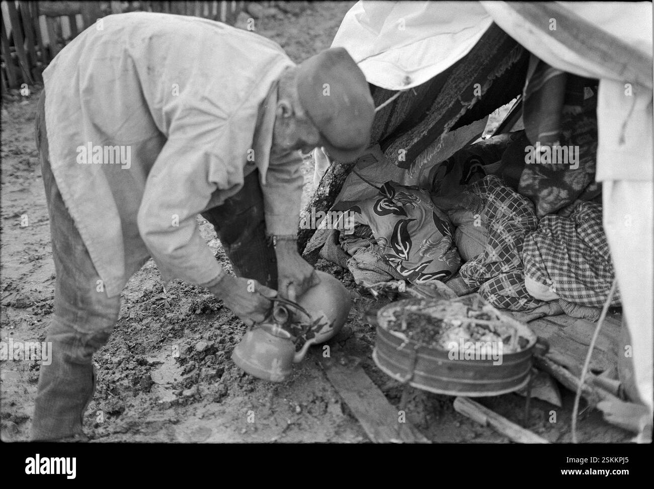 Notunterkunft / emergency accommodation--- Erdbeben in Gediz und Emet ...