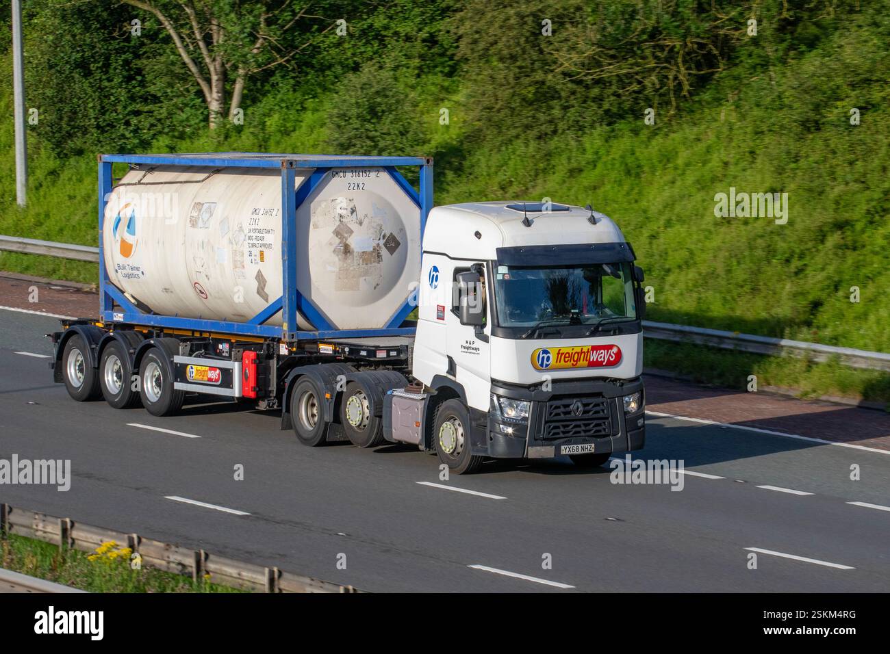 Tank tainer hi-res stock photography and images - Alamy