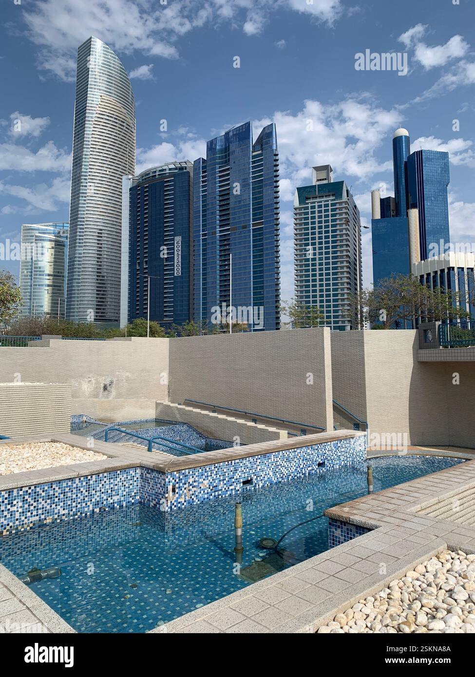 Abu Dhabi Architecture Stock Photo - Alamy