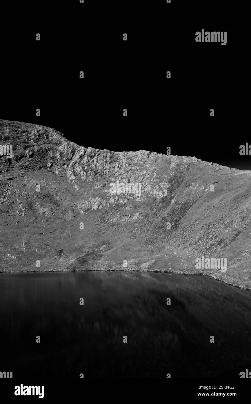 View of Sharp Edge, Blencathra fell, Lake District National Park ...