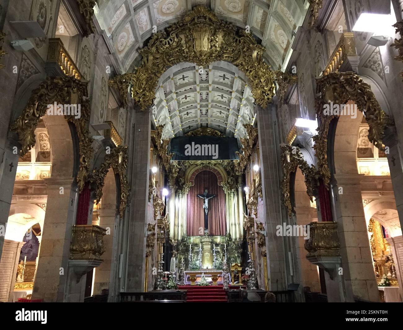 Igreja de Santa Cruz, Braga, Portugal. Opulent Baroque masterpiece ...