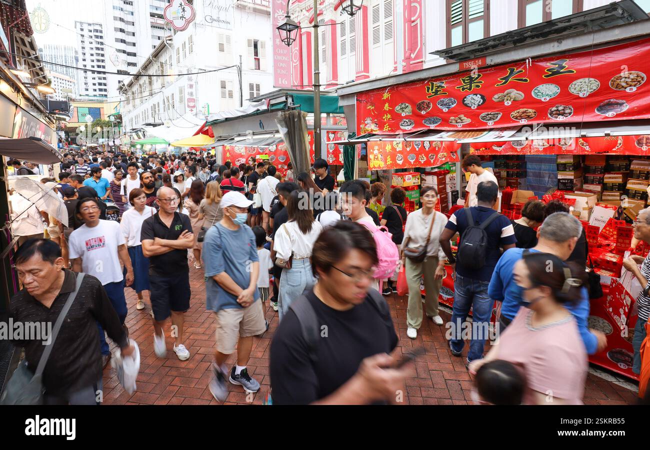 Chinatown shops and Market, Singapore Stock Photo - Alamy