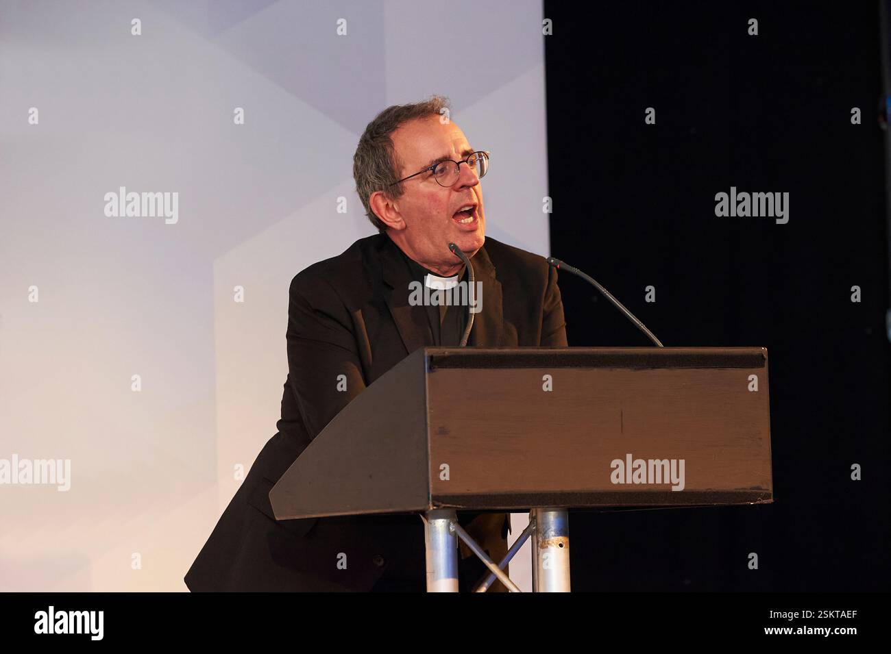 Reverend Richard Coles making a speech at an event in 2019 Stock Photo ...