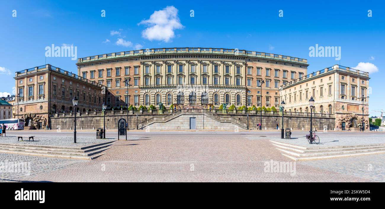 Panoramic view of the eastern facade of the Royal Palace and its double ...