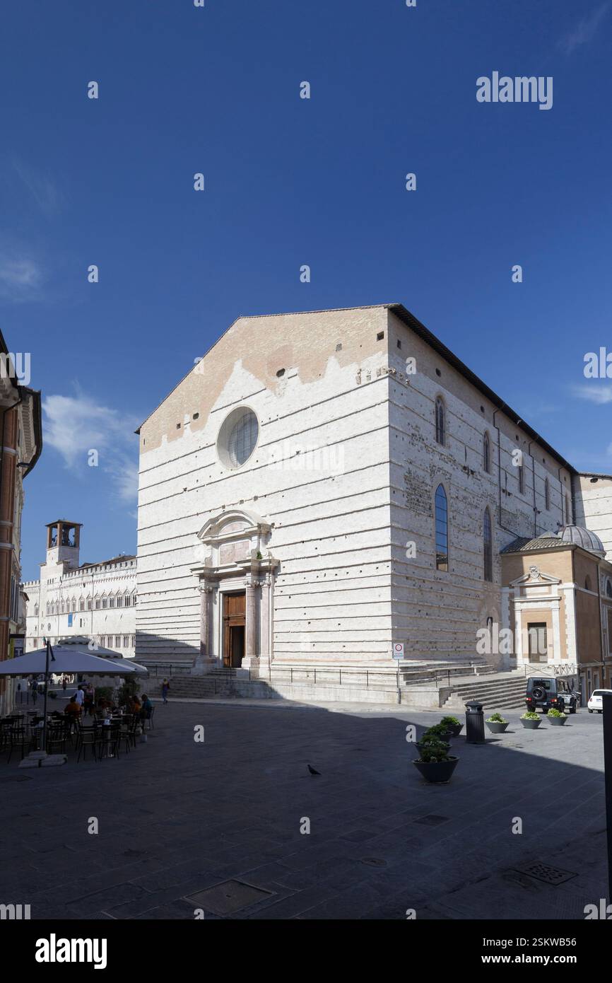 Duomo perugia hi-res stock photography and images - Alamy