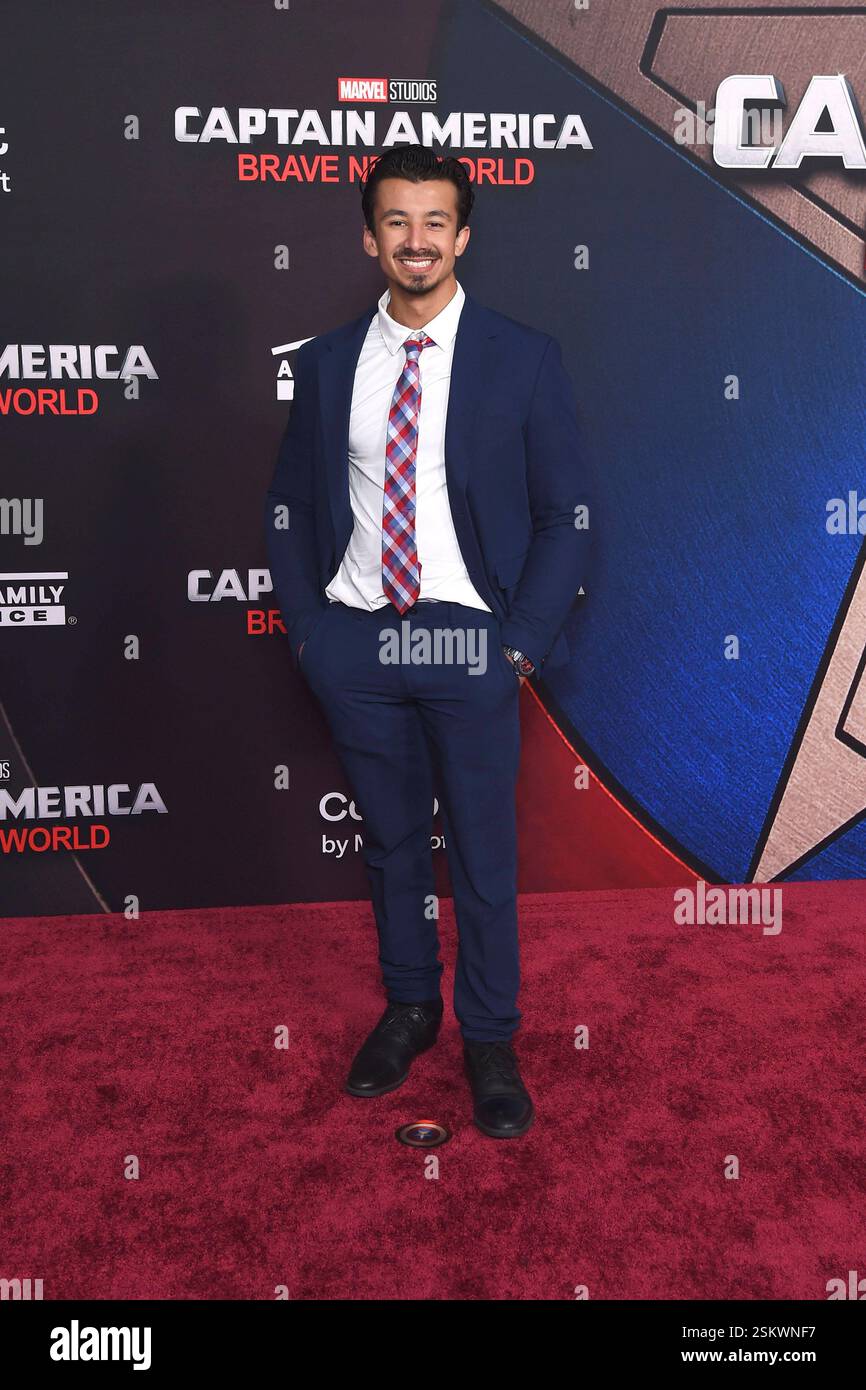 Matt Ramos bei der Weltpremiere des Kinofilms Captain America: Brave ...
