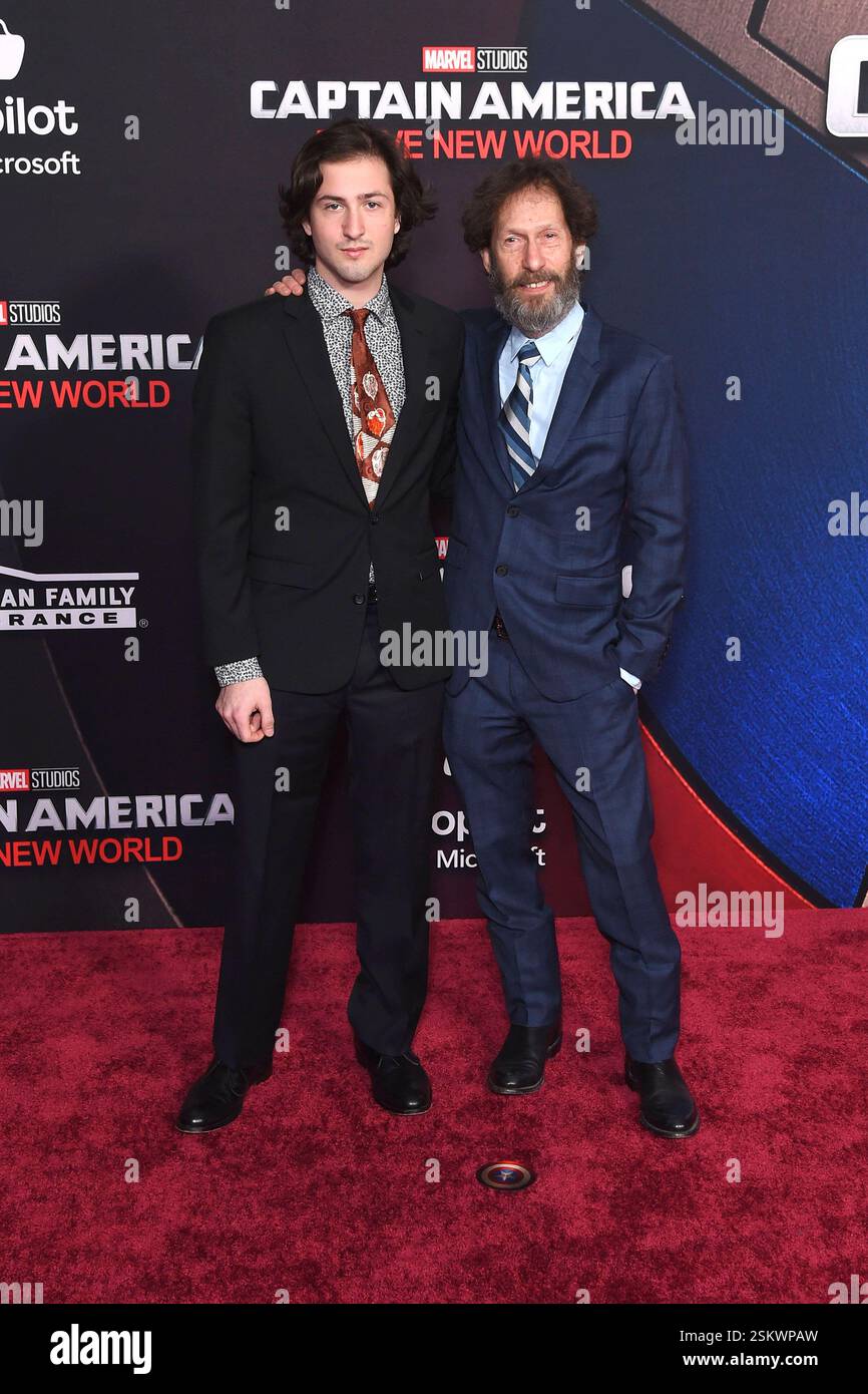 Elijah Nelson und Tim Blake Nelson bei der Weltpremiere des Kinofilms ...