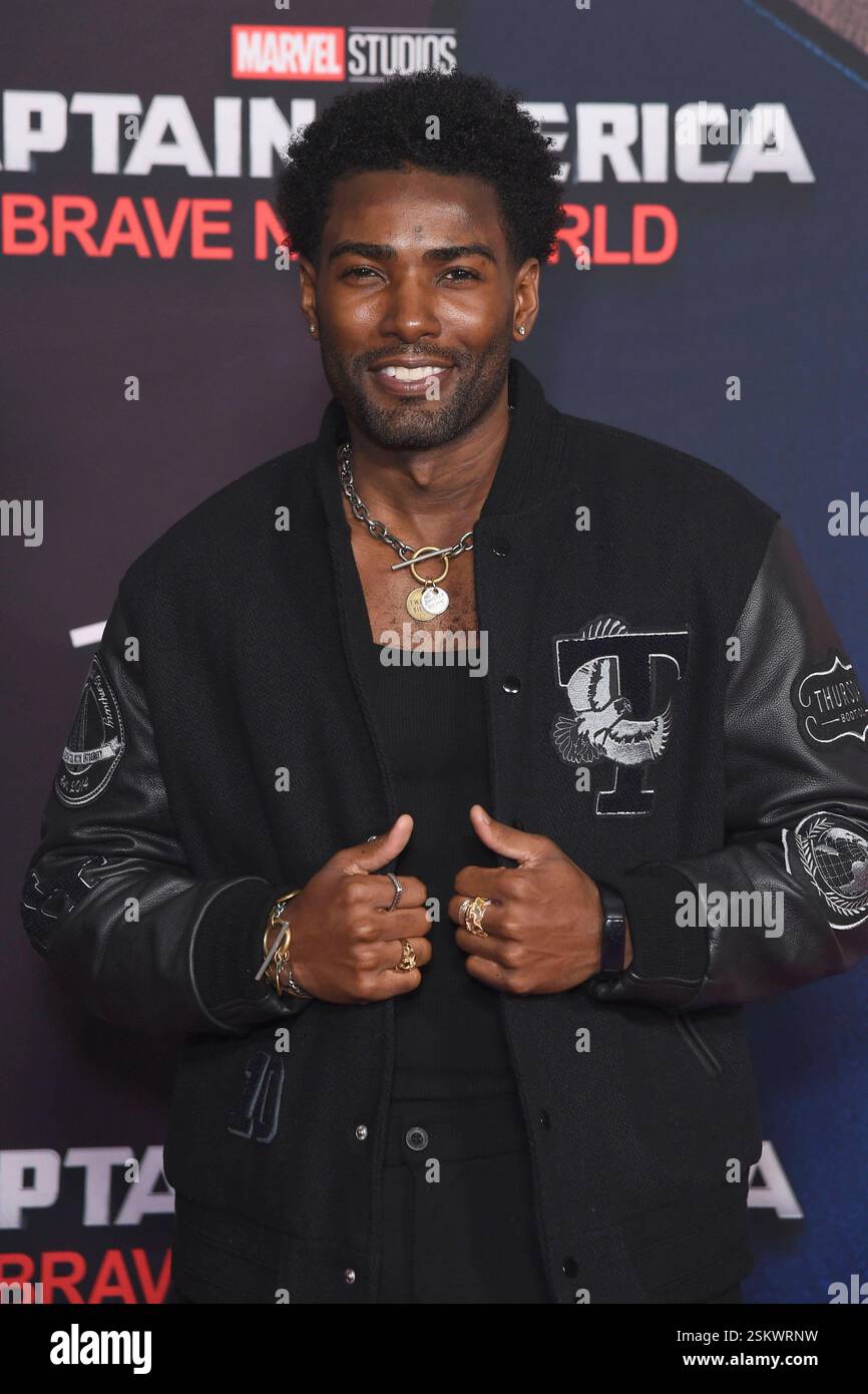 Donny Savage bei der Weltpremiere des Kinofilms Captain America: Brave ...