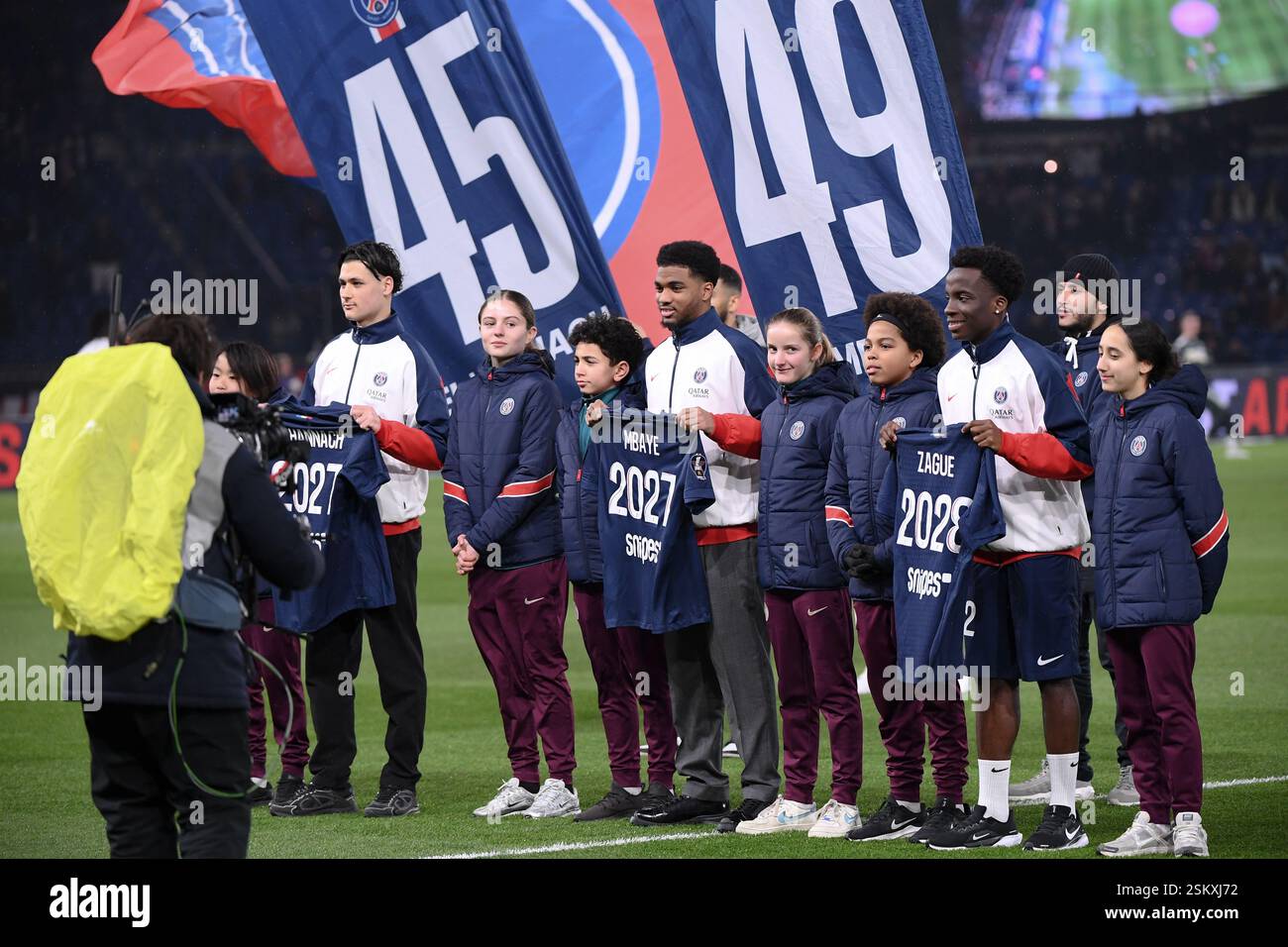 Ibrahim MBAYE - Naoufel EL HANNACH - 42 Yoram ZAGUE (psg) during the ...