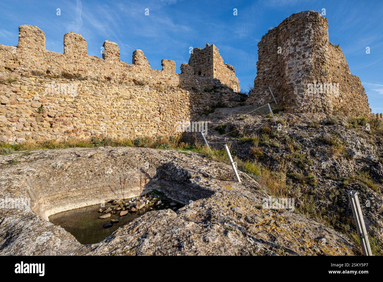 Castle clavijo la rioja spain hi-res stock photography and images - Alamy