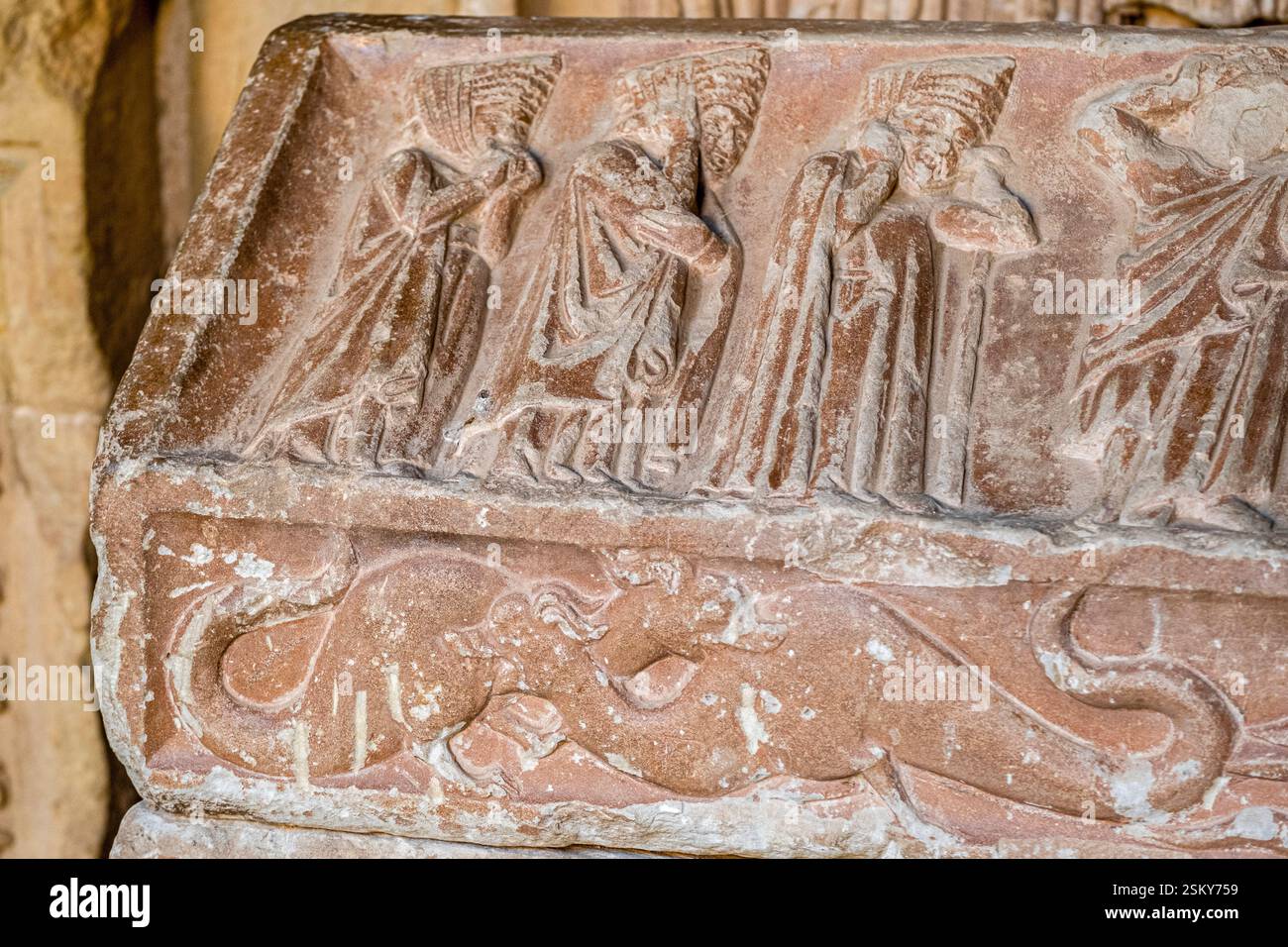 Tomb of Toda Perez de Azagra, second wife of Diego Lopez II of Haro ...