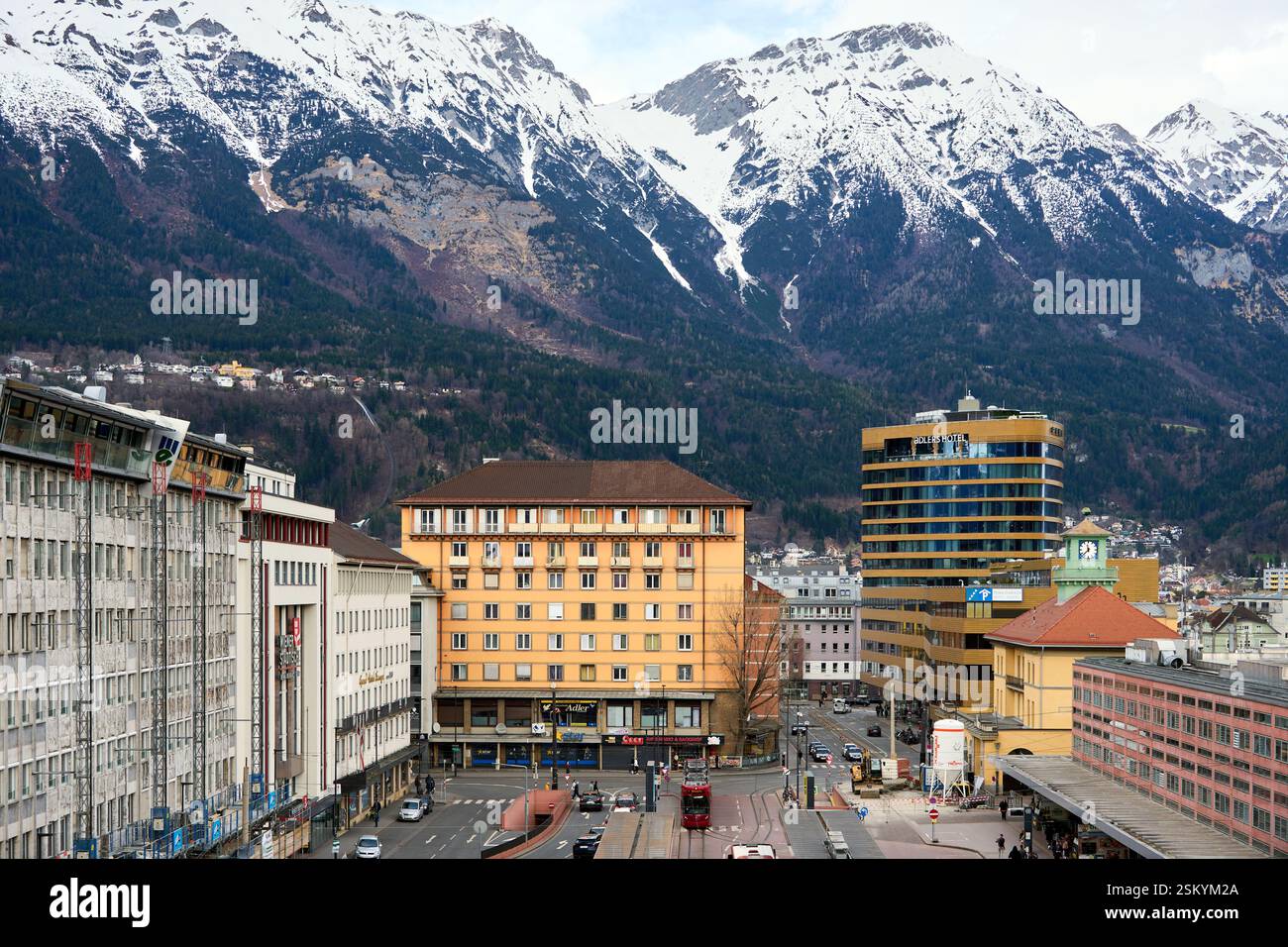 Innsbruck alpen hi-res stock photography and images - Alamy