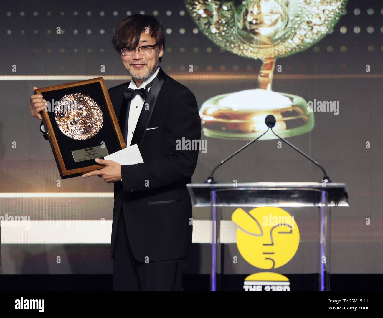 Beverly Hills, USA. 11th Feb, 2025. VES Visionary Award honoree Takashi ...
