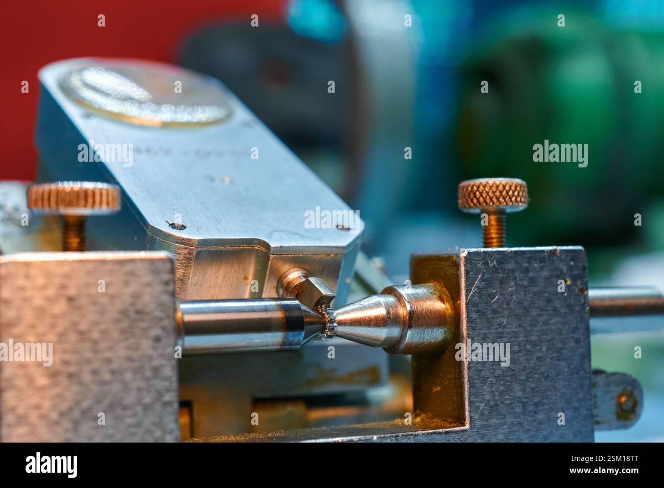 Precision measurement of gear radial runout with specialized device in ...
