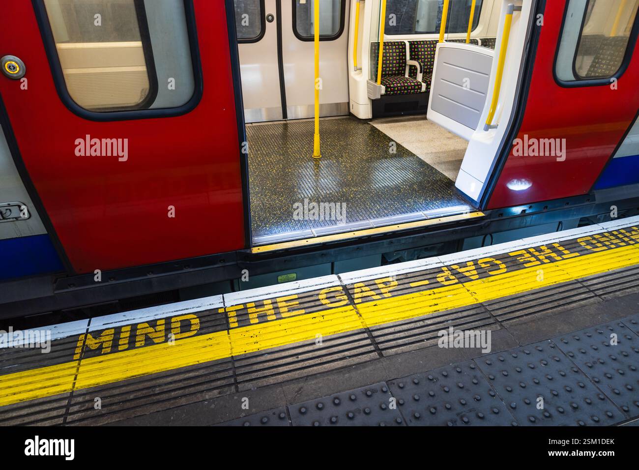 London Underground Train with Open Doors and Mind the Gap Warning on ...