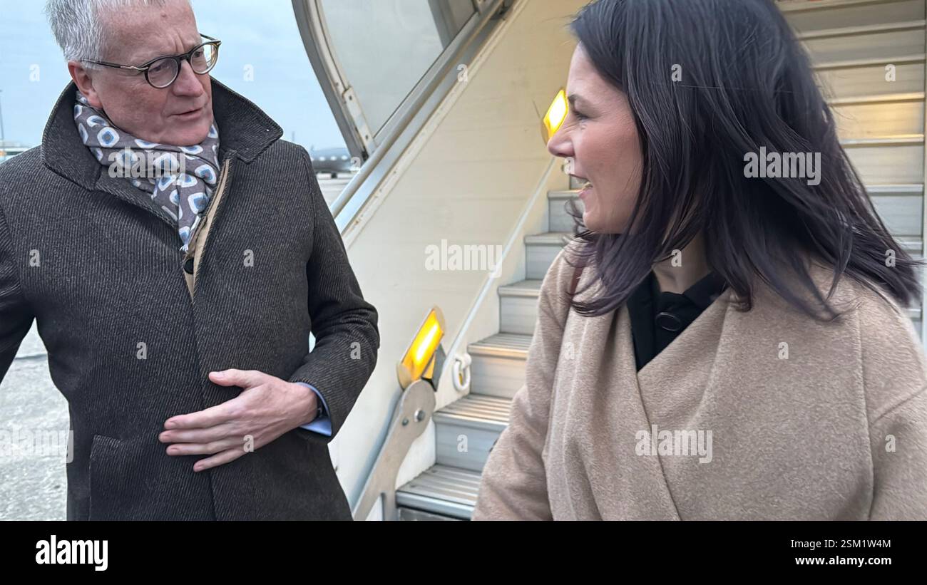 Paris, France. 12th Feb, 2025. Annalena Baerbock (Alliance 90/The ...