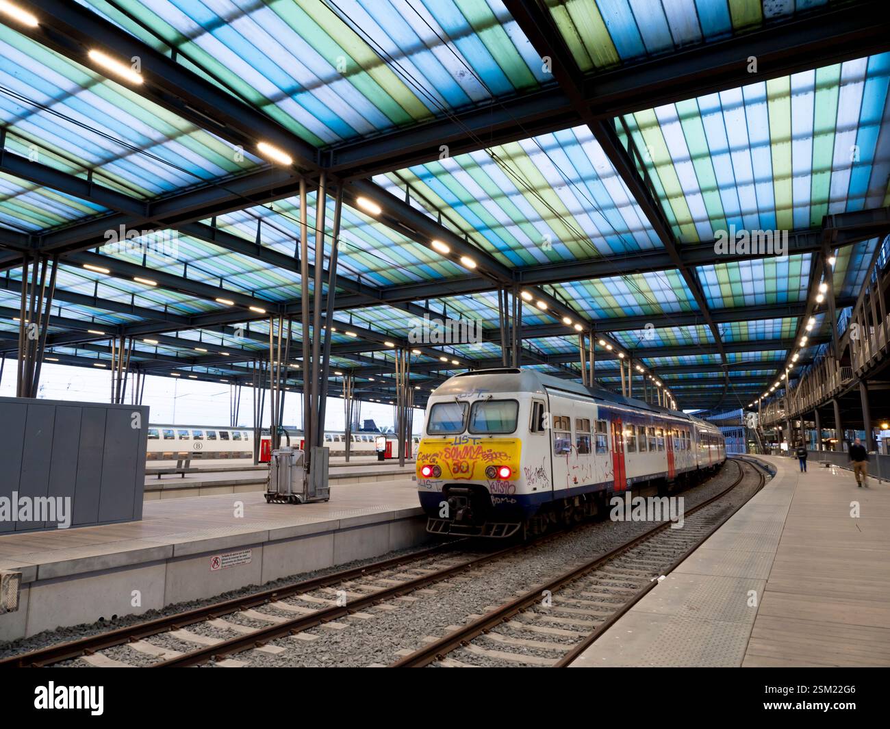 Belgium, Ostend, railway station dusk Stock Photo - Alamy