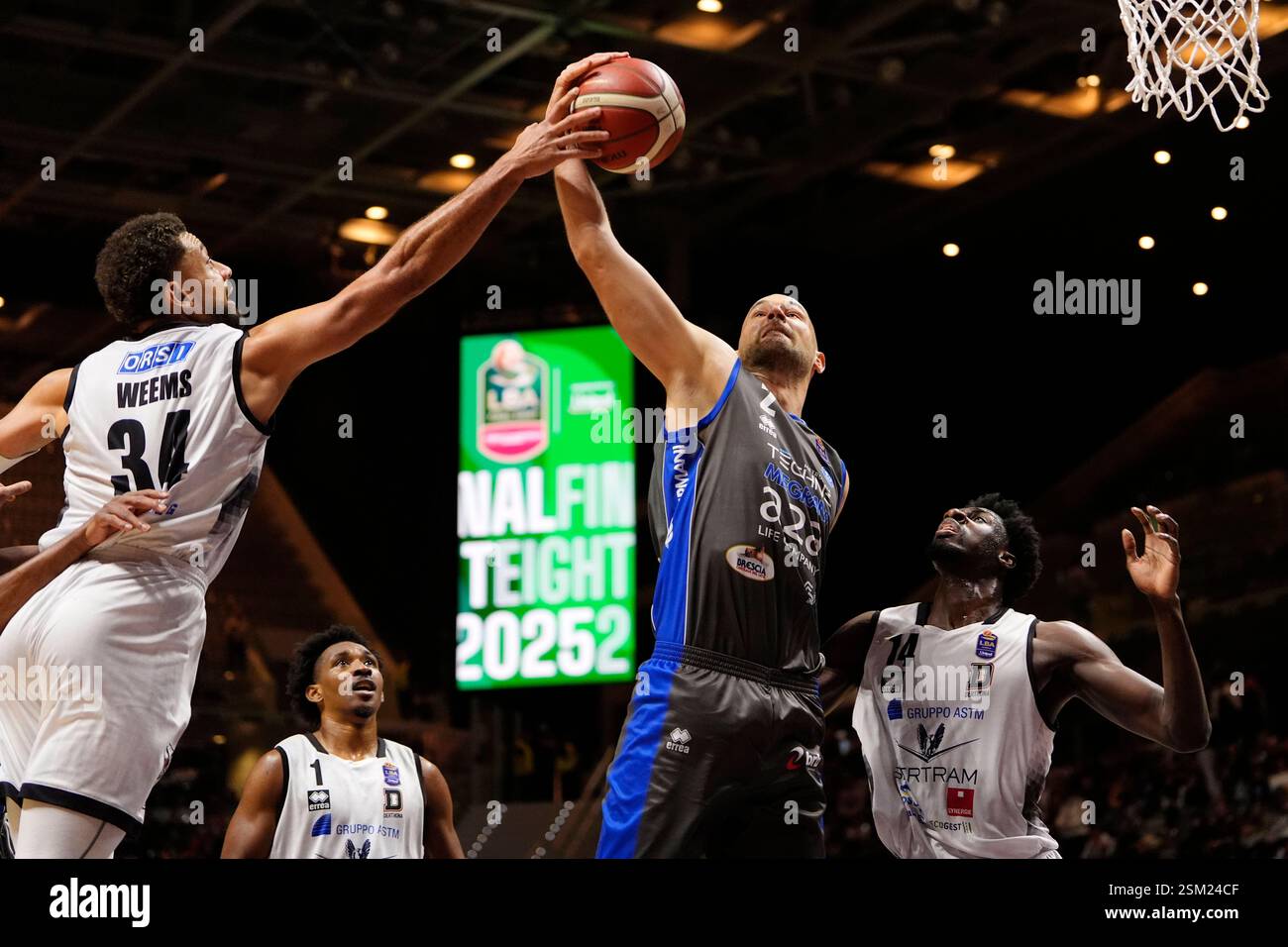 Torino, Italia. 12th Feb, 2025. Germani Pallacanestro Brescia Miro ...