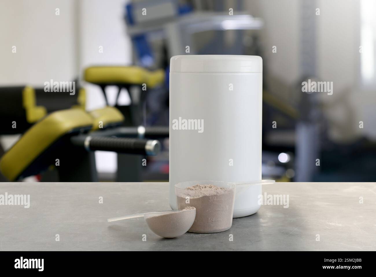 Athlete training in hotel room hi-res stock photography and images - Alamy