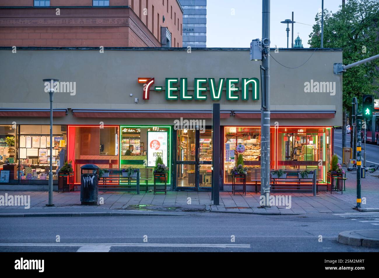 7eleven hi-res stock photography and images - Alamy