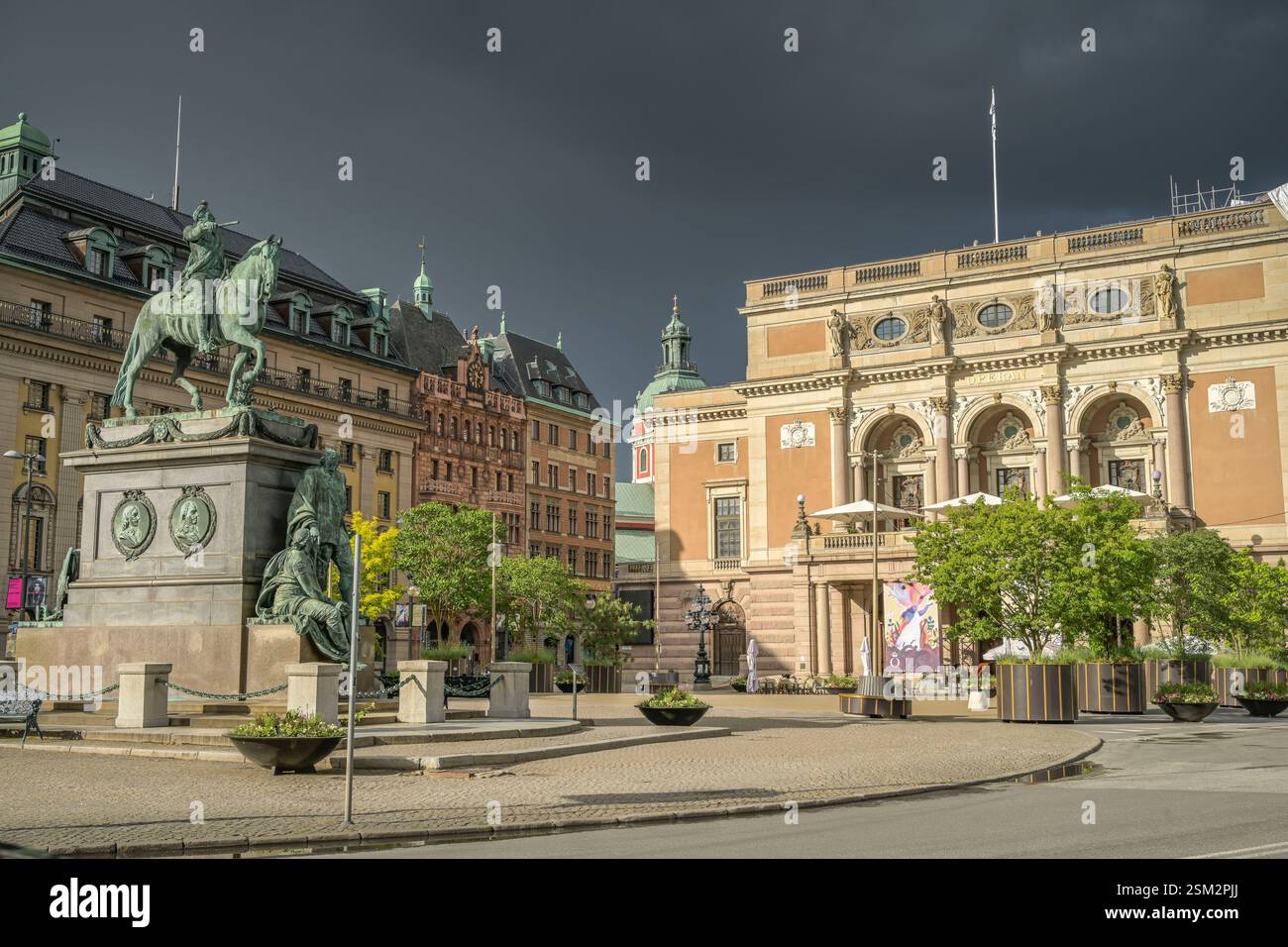 Reiterstandbild Gustav II Adolf's Statue, Opernhaus Kungliga Operan ...