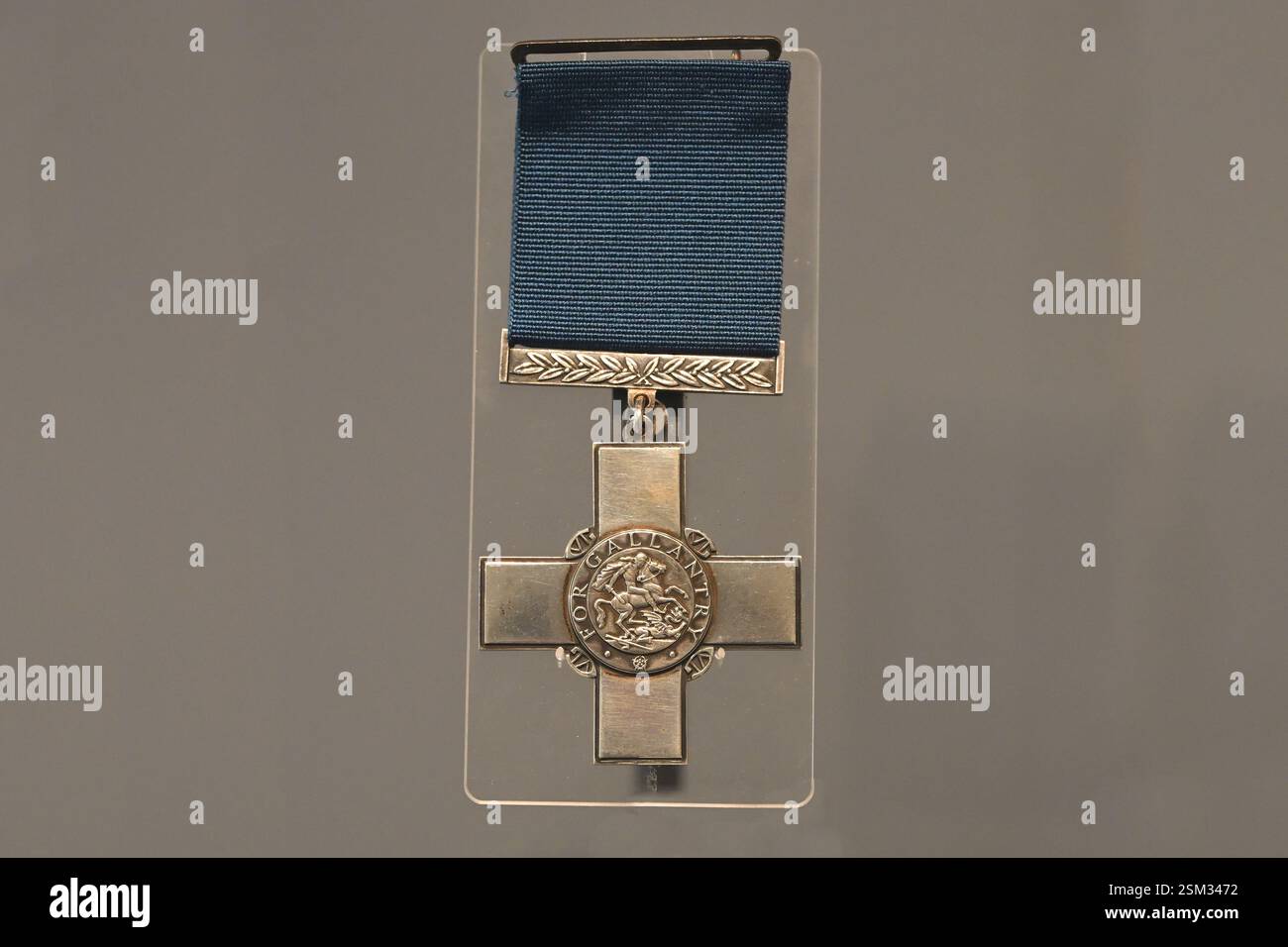 George Cross of Pilot Officer Gerald Close at the RAF Museum London ...