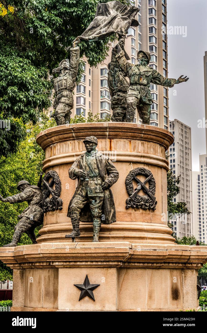 Colorful Old 1949 Freedom Statue Near Liberation Bridge Tianjin China ...