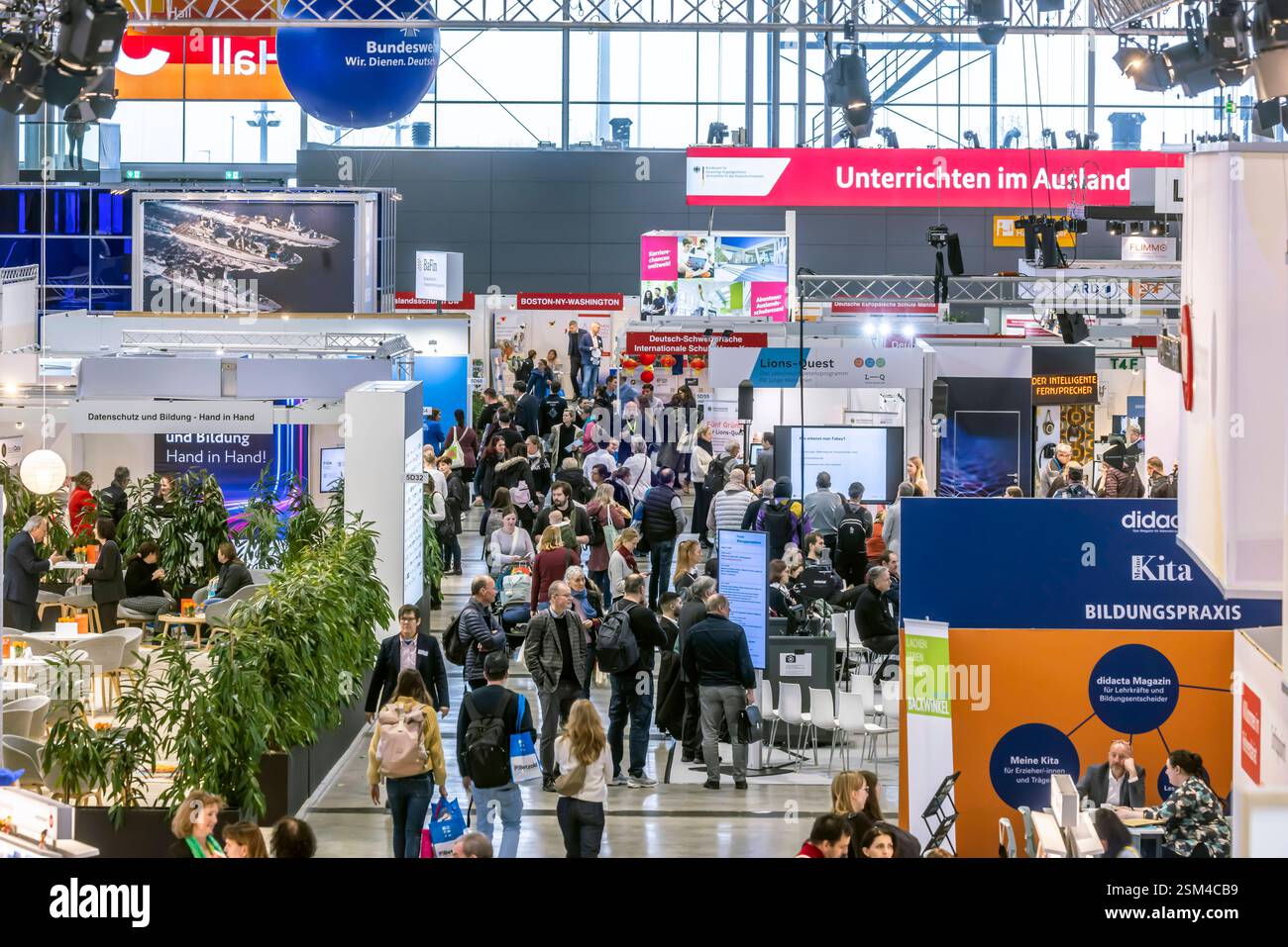 Messe Didacta in Stuttgart, Europas größte Bildungsmesse. // 11.02.2025: Stuttgart, Baden ...