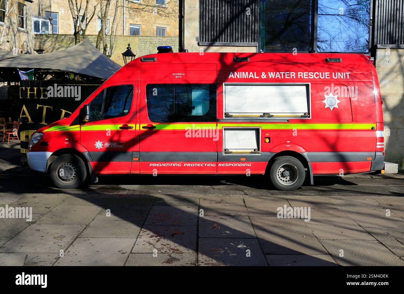 Emergency Services Animal & Water Rescue Unit at exercises at Pulteney ...