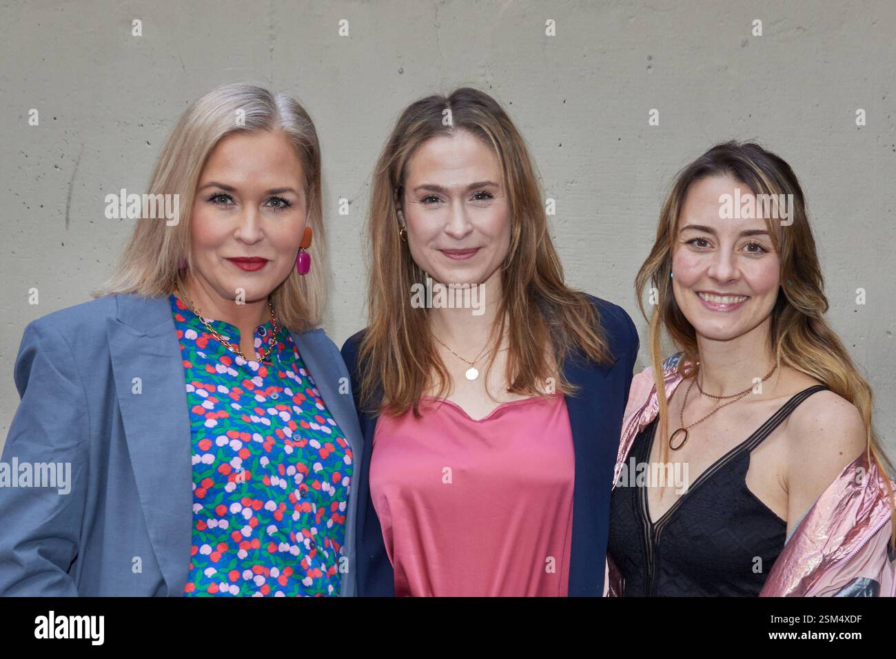 Judith Hoersch, Lea Marlen Woitack und Luisa Wietzorek - Gaesteankunft ...