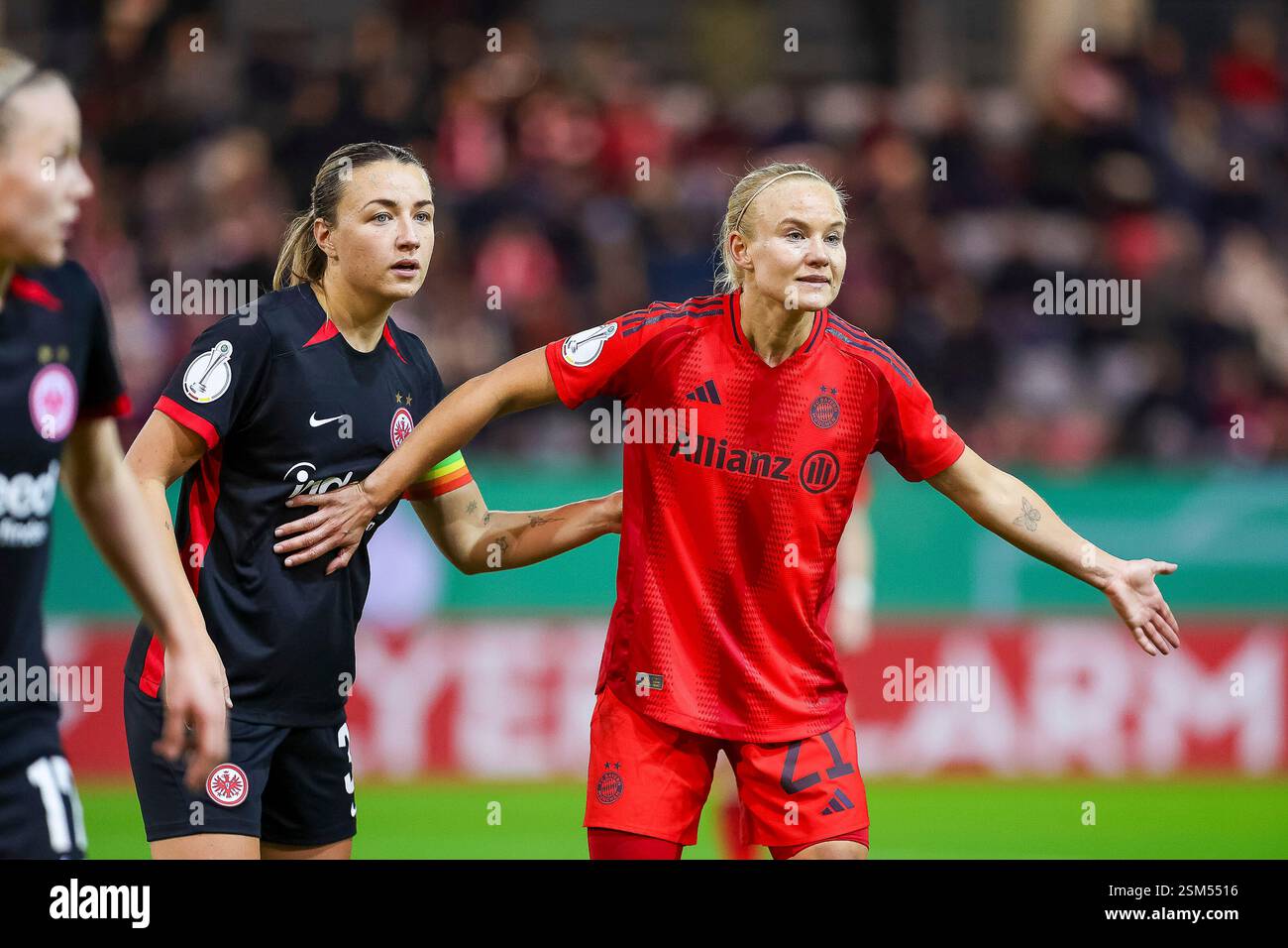 Muenchen, Deutschland. 12th Feb, 2025. Pernille Harder (FC Bayern ...