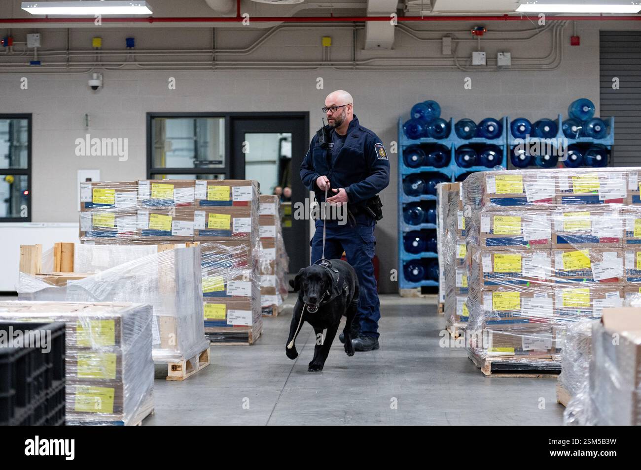 Lansdowne, Canada. 12th Feb, 2025. A Canada Border Services Agency ...