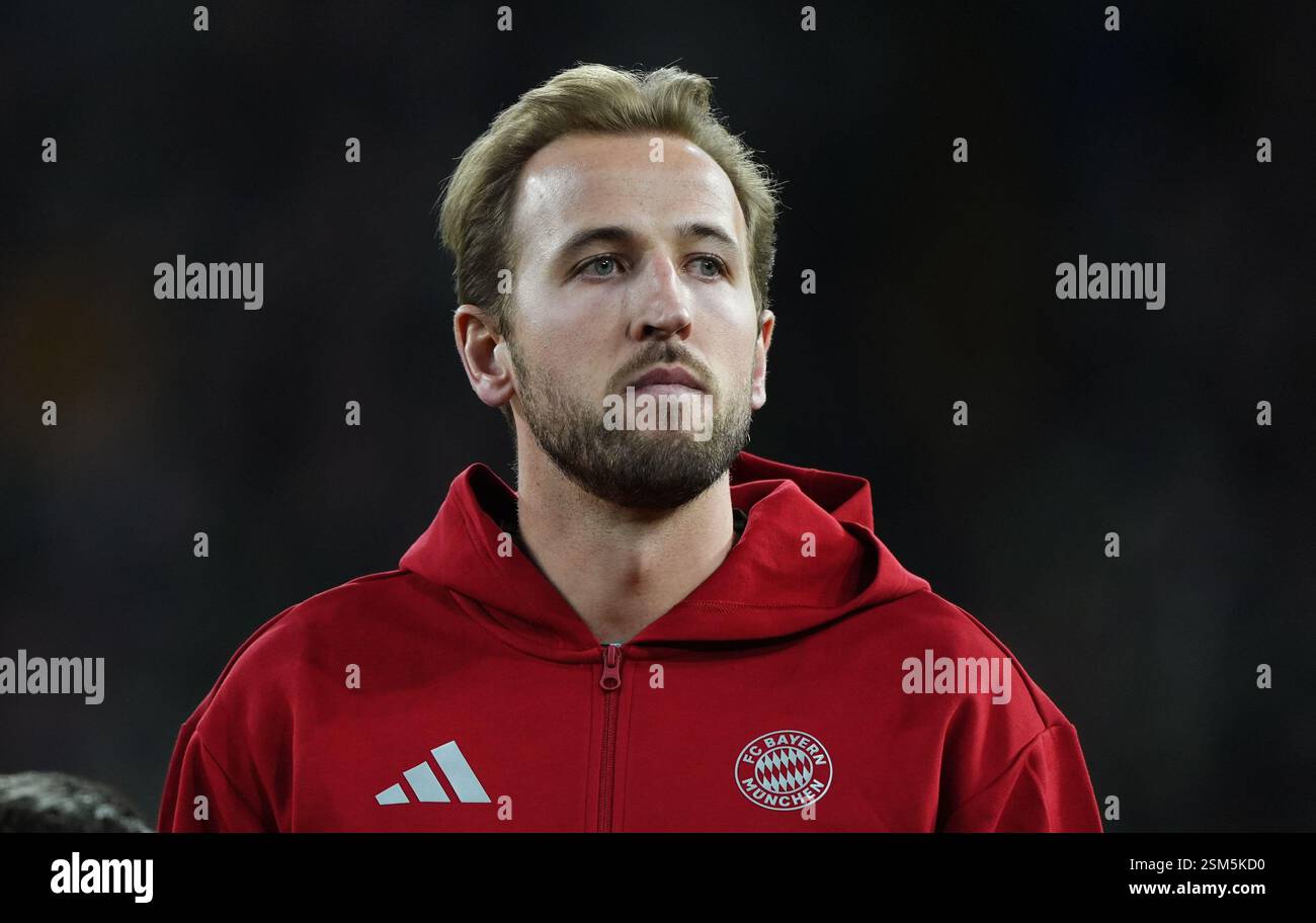 Bayern Munich's Harry Kane before the UEFA Champions League match at ...