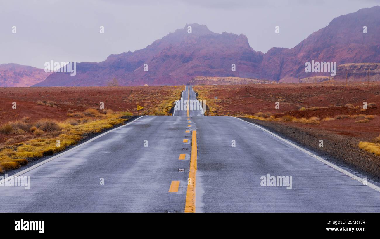 An Arizona desert road in Marble Canyon National Monument, near Glen ...