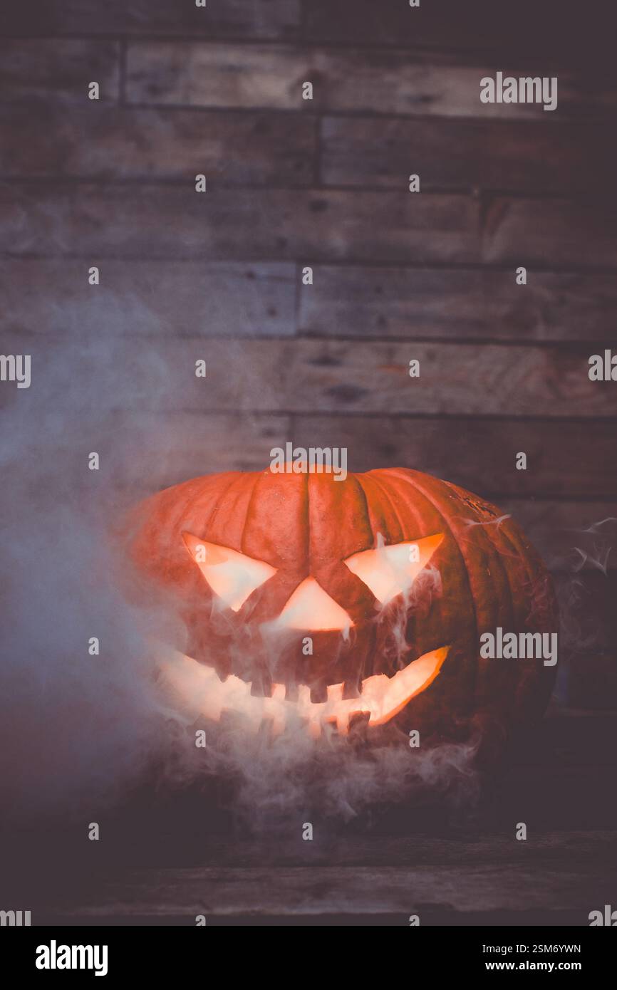 Halloween front page hi-res stock photography and images - Alamy