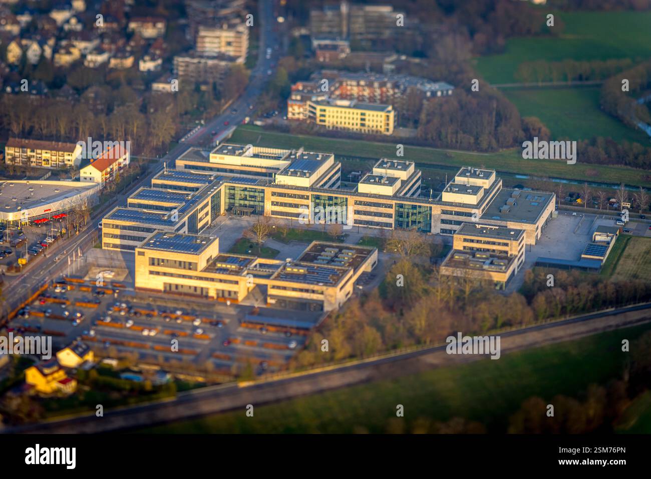 ATTENTION Photos with partial blurring created by tilt technique on the ...