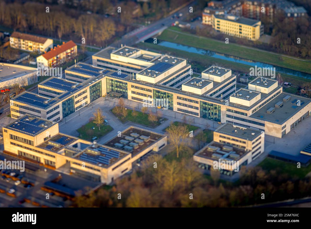 ATTENTION Photos with partial blurring created by tilt technique on the ...