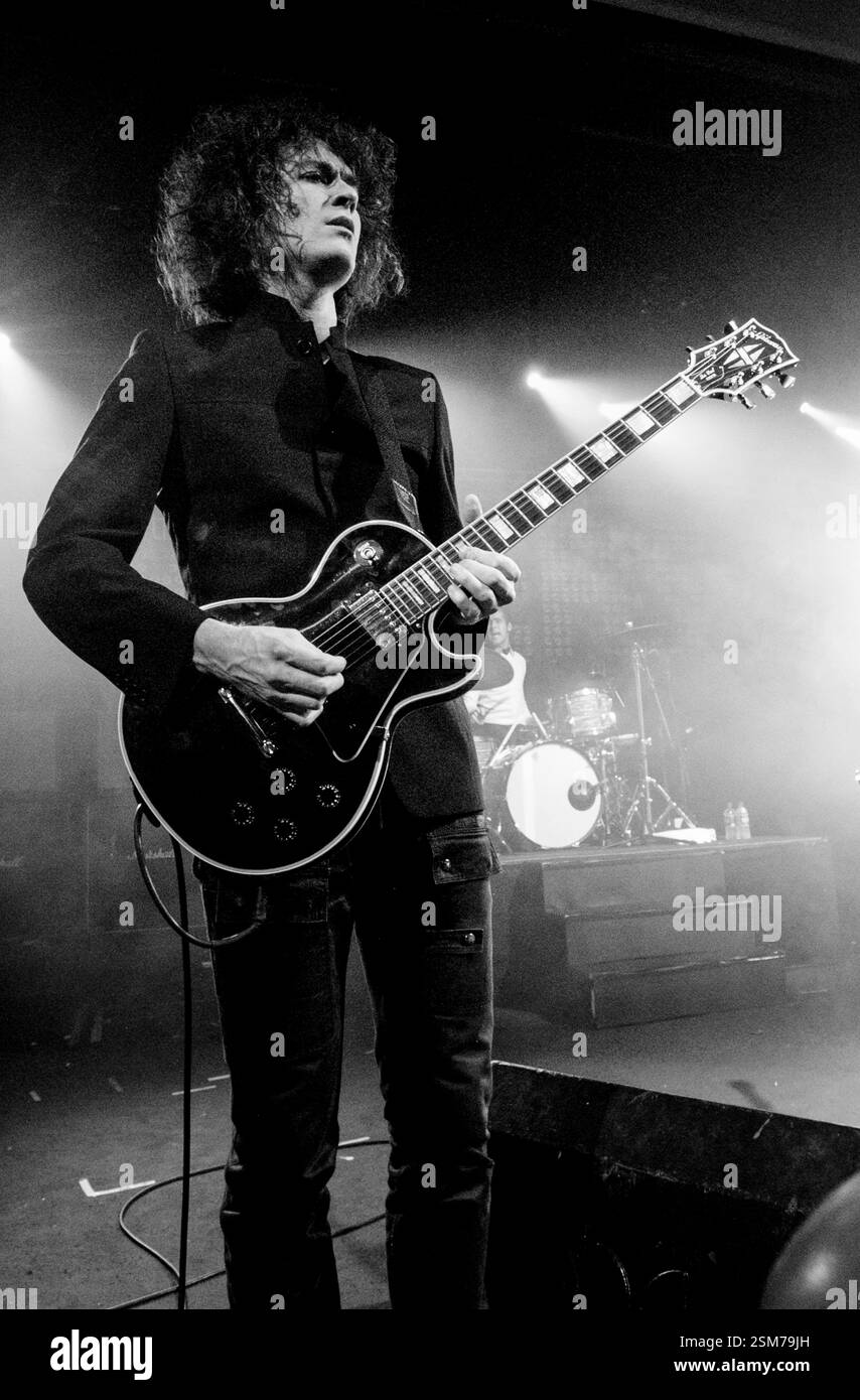 THE KILLERS, YOUNG, HOT FUSS TOUR, 2005: Ronnie Vannucci, guitarist of ...